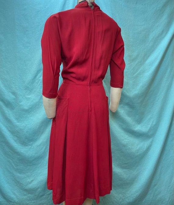 1940s W:26” R&K Vintage 40s bright red rayon crepe hi… - Gem