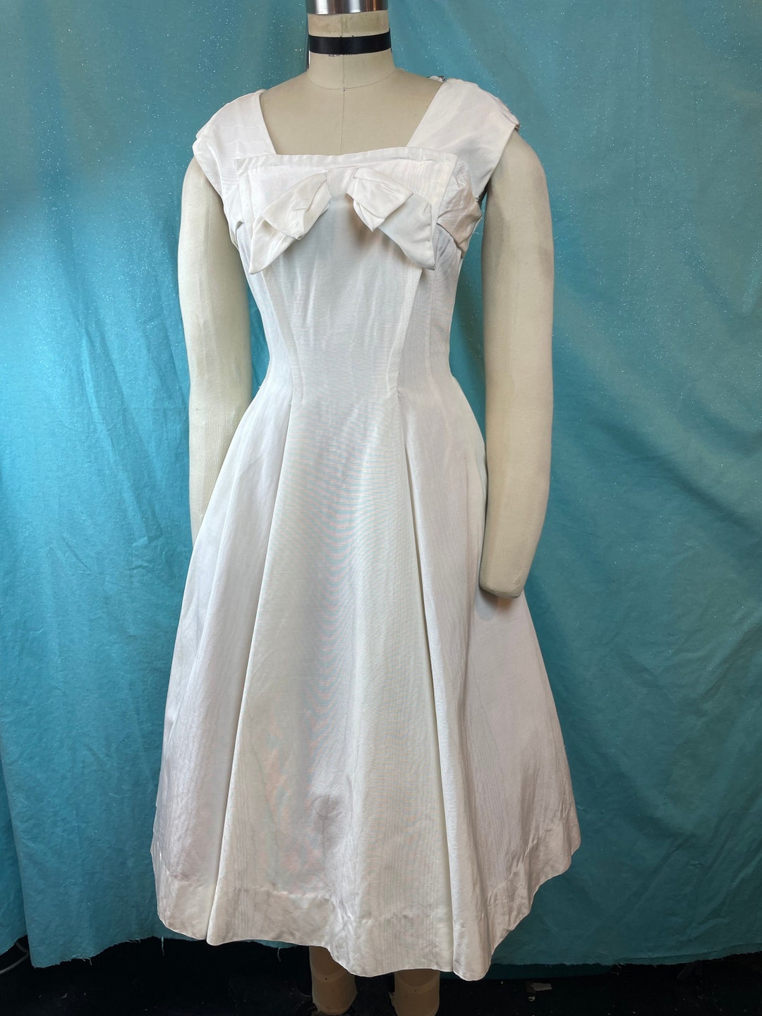 1950s/1960s W:26 White Moire Dress Cocktail Dress Streamline Nautical ...