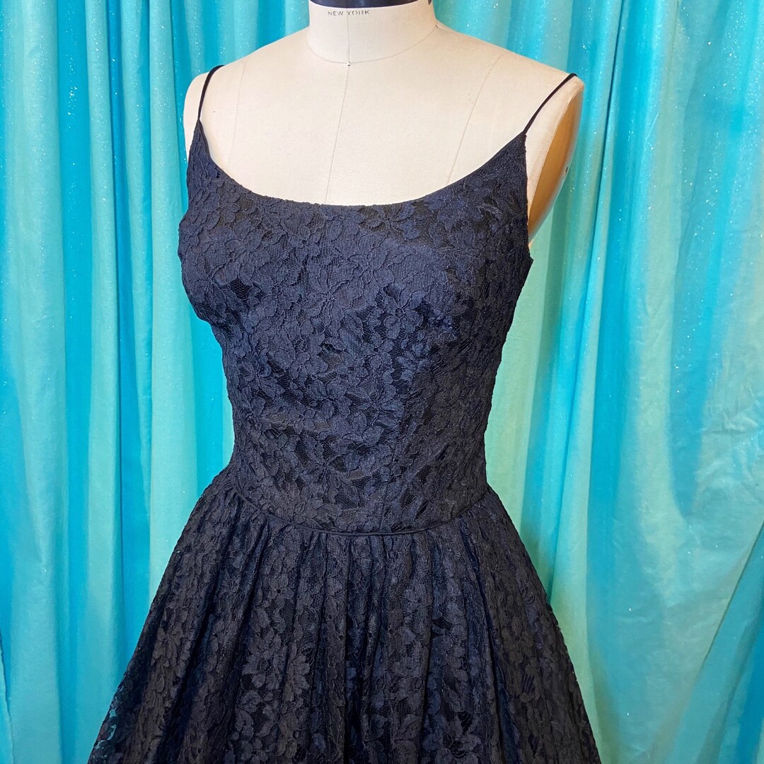 1950s/1960s W:25 LBD Black Floral Nylon Lace Spaghetti Strap Scoop ...