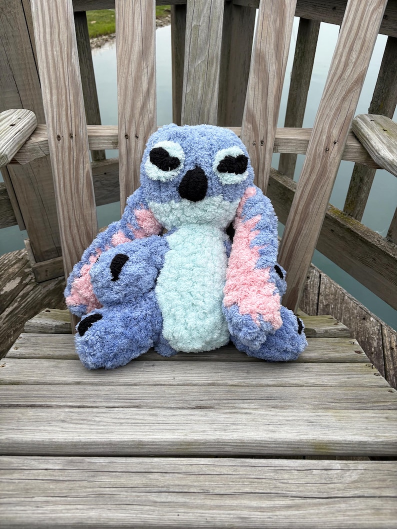 Stitch- Inspired | Fuzzy Alien Plushie, Finger Knitting With Chunky ...