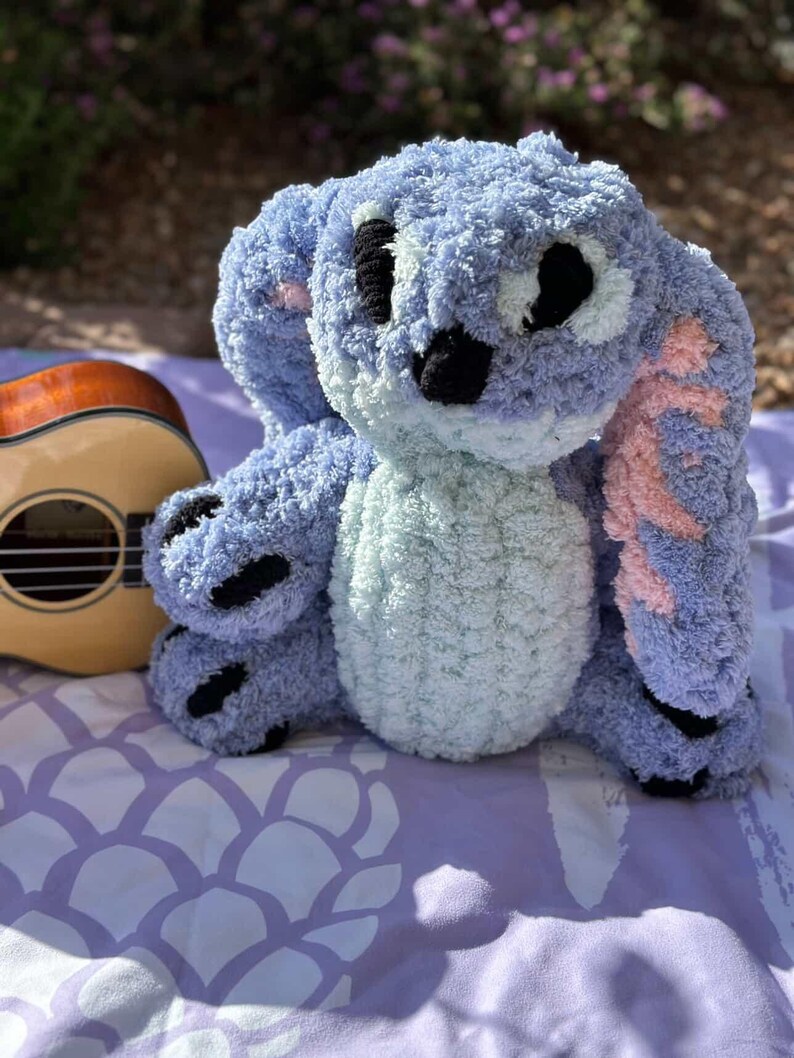 Stitch- Inspired | Fuzzy Alien Plushie, Finger Knitting With Chunky ...