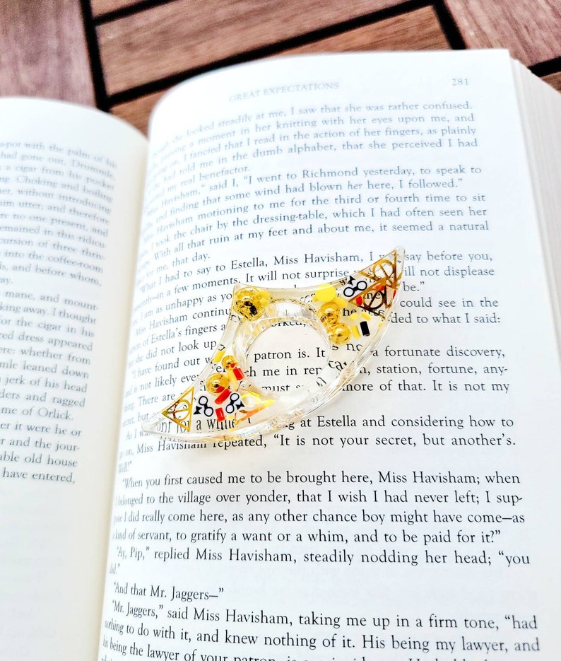 Wizard Book Page Thumb Holder Book Page Rest Gold and Red - Etsy