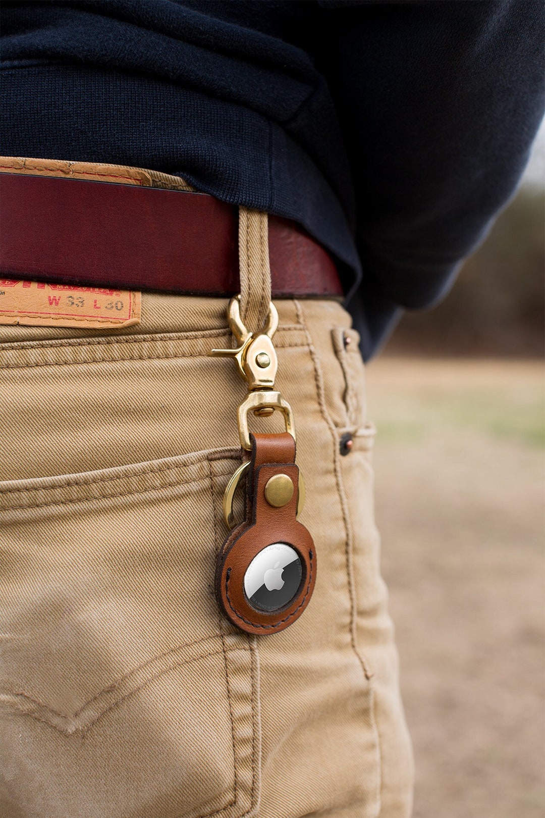 Apple AirTag Brown Leather Keychain With Brass Clasp -monogrammed ...