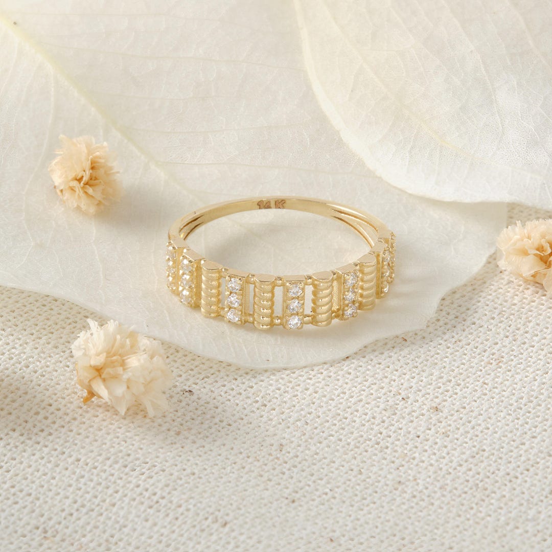 14K Gold Diamond Ring With Fluted Split Shank Band, Elegant Statement ...