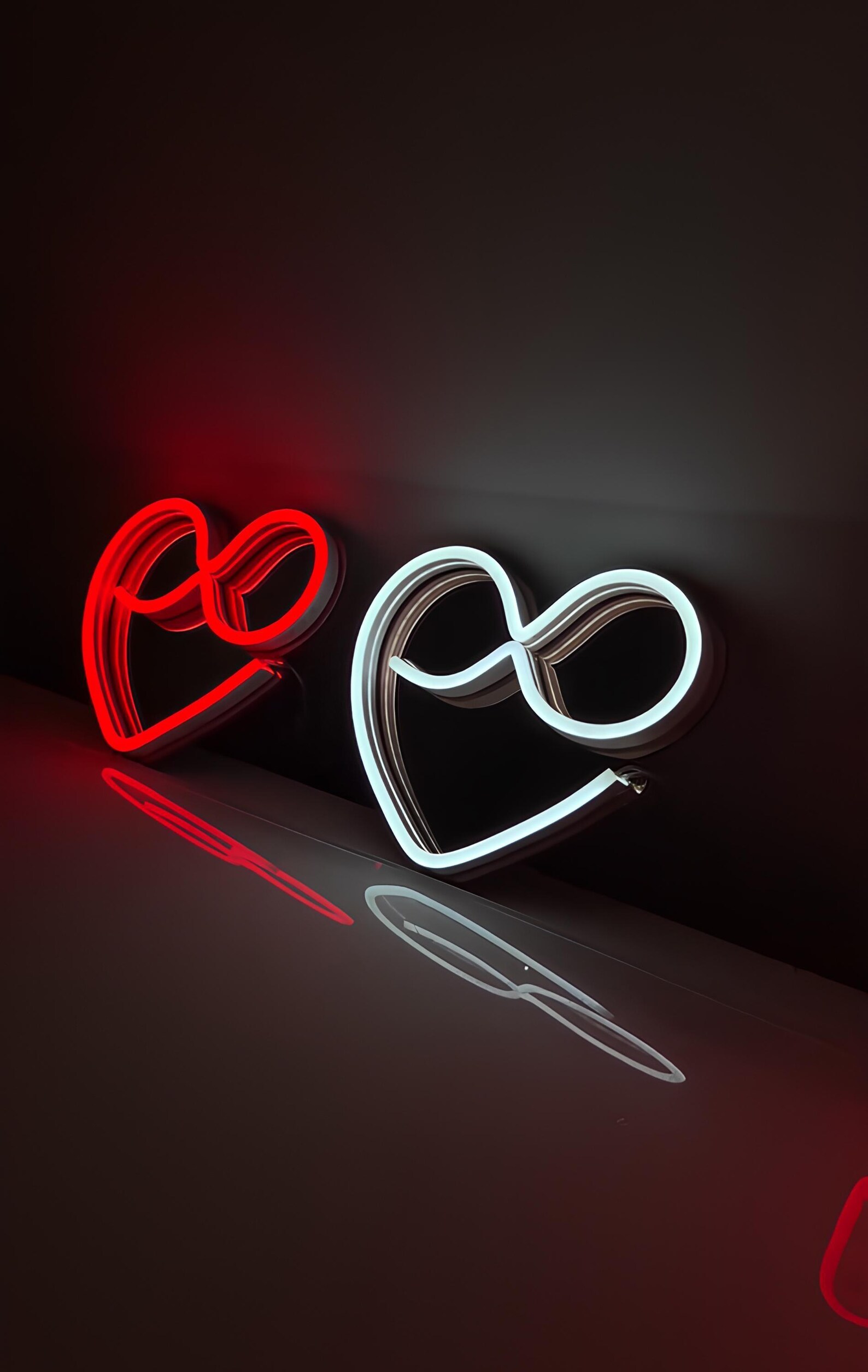 Neon Heart Wall Light, LED Infinity Heart Sign for Bedroom or Wedding ...