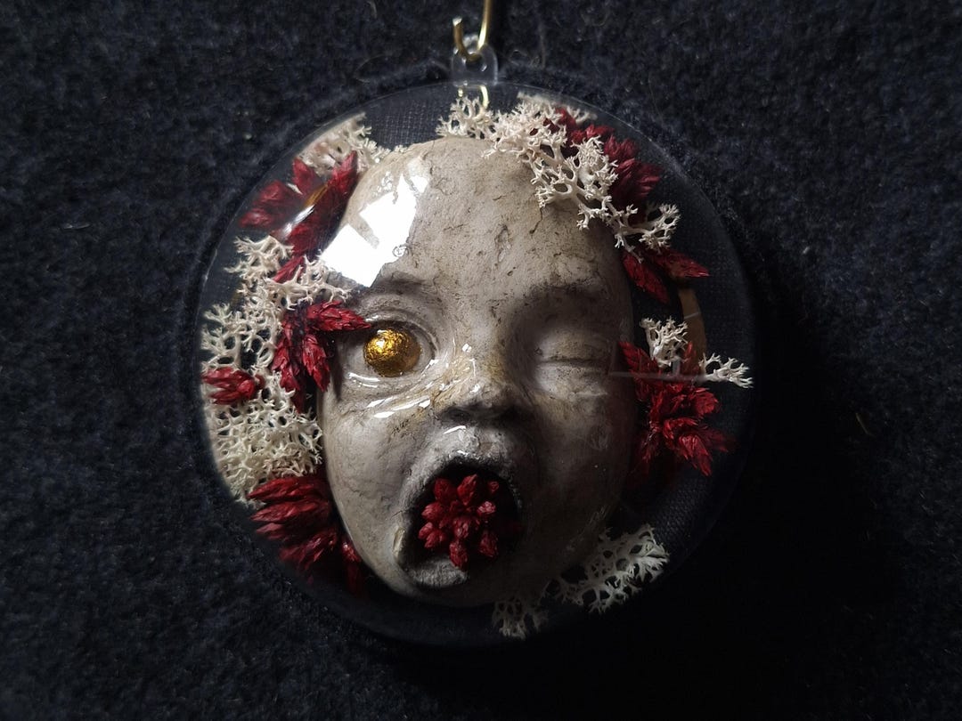 Creepy Doll Head, Curiosity, Wall Oddities, Scary Decor, Grotesque ...