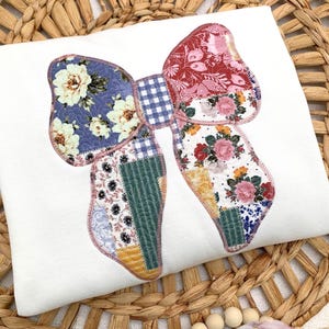 Embroidered Vintage Patchwork Bow Sweatshirt, Vintage Cottagecore ...
