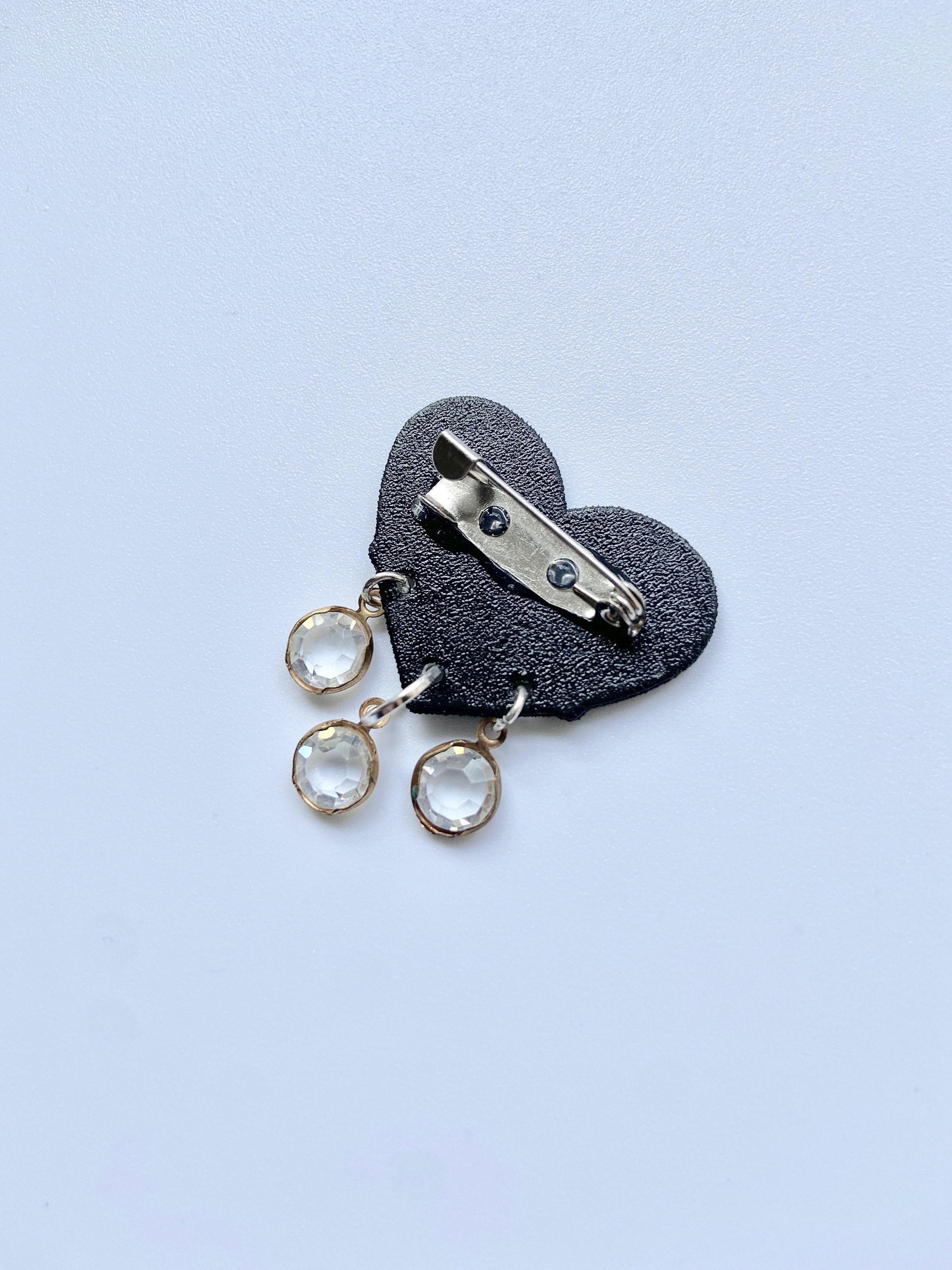 Crying Heart Pin Cartoon Face Sad Face Button Brooch Crystals Vintage ...