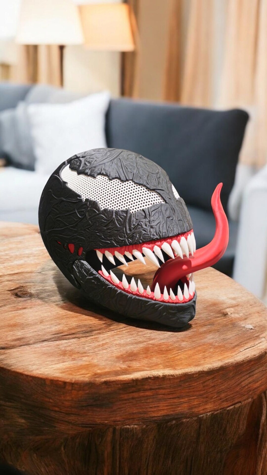 3D Printed Venom Helmet/ Venom Helmet Display/ Magnetized Venom Mask ...