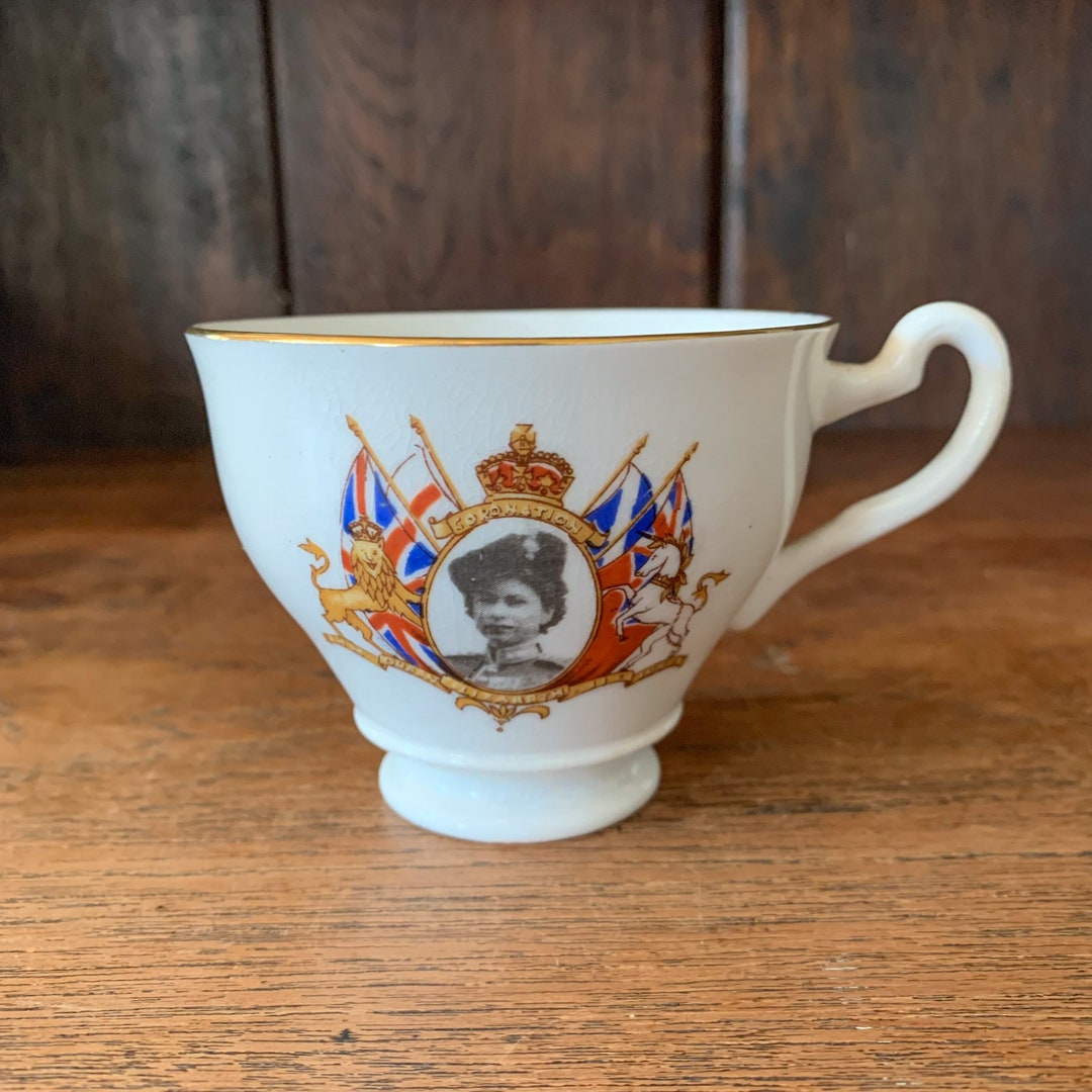 Queen Elizabeth II Coronation Tea Cup - Etsy