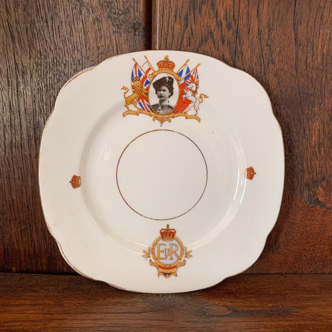 Queen Elizabeth II Coronation Plate 1953 - Etsy