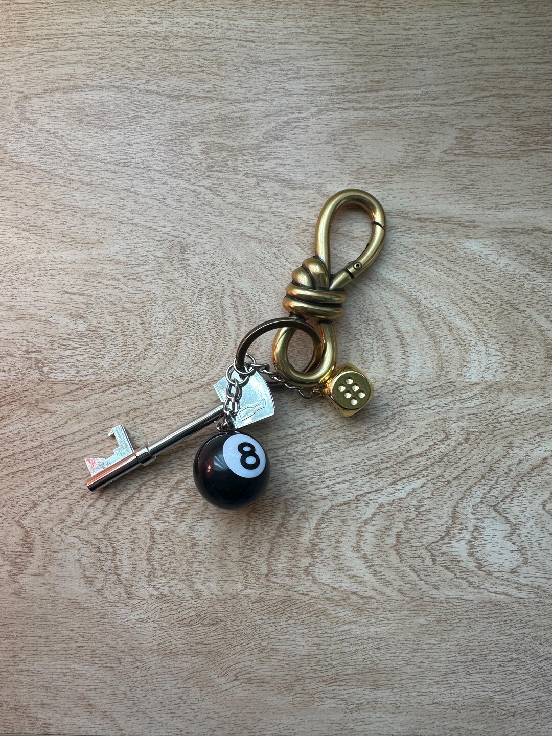 Vintage Carabiner Keychain Set, Y2k Trendy Gold 8 Ball Dice Keychain ...
