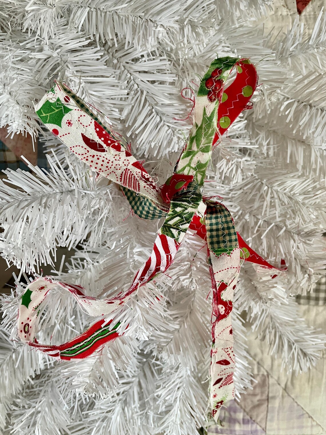 Christmas Rag Ribbon Trim, Tattered Red Green Fabric, Handmade - Etsy