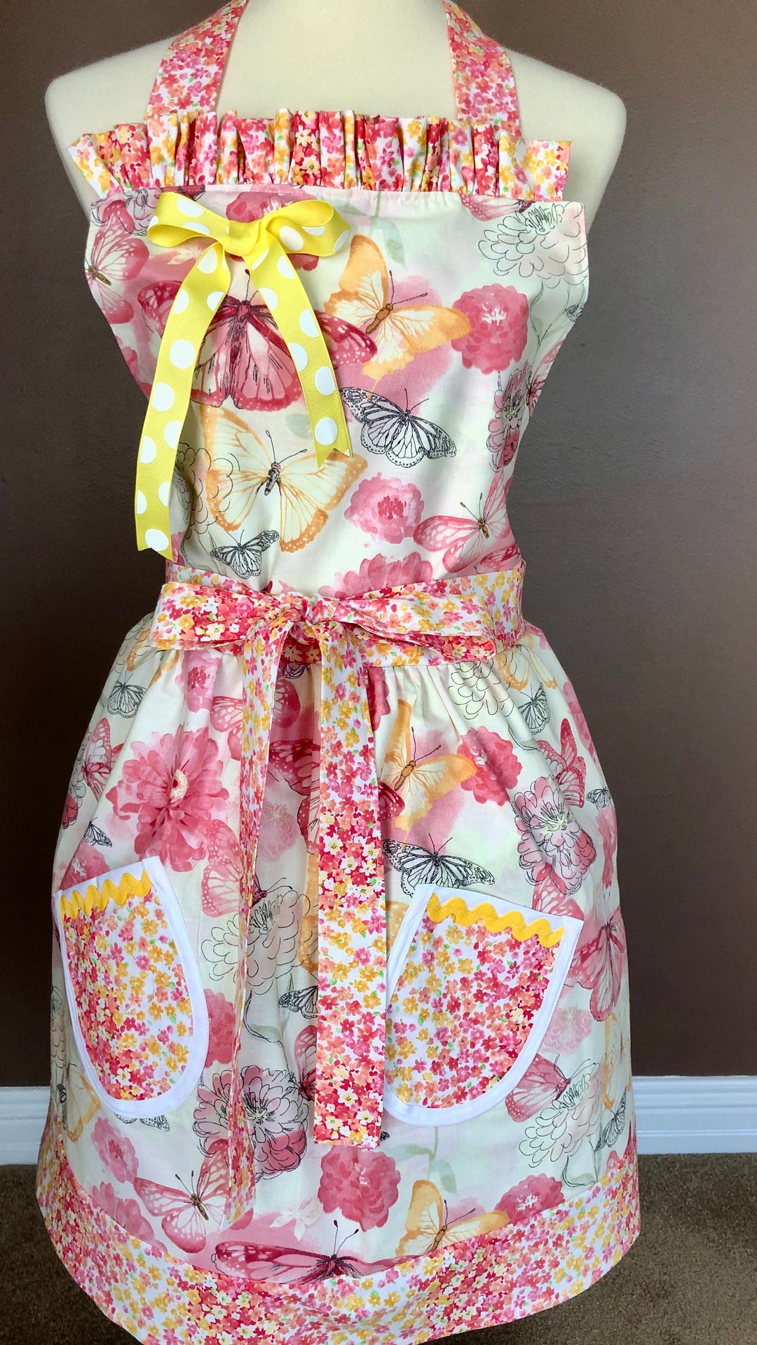 Butterflies Peachy Pink Pale Yellow Ruffle Full Vintage Style Apron ...