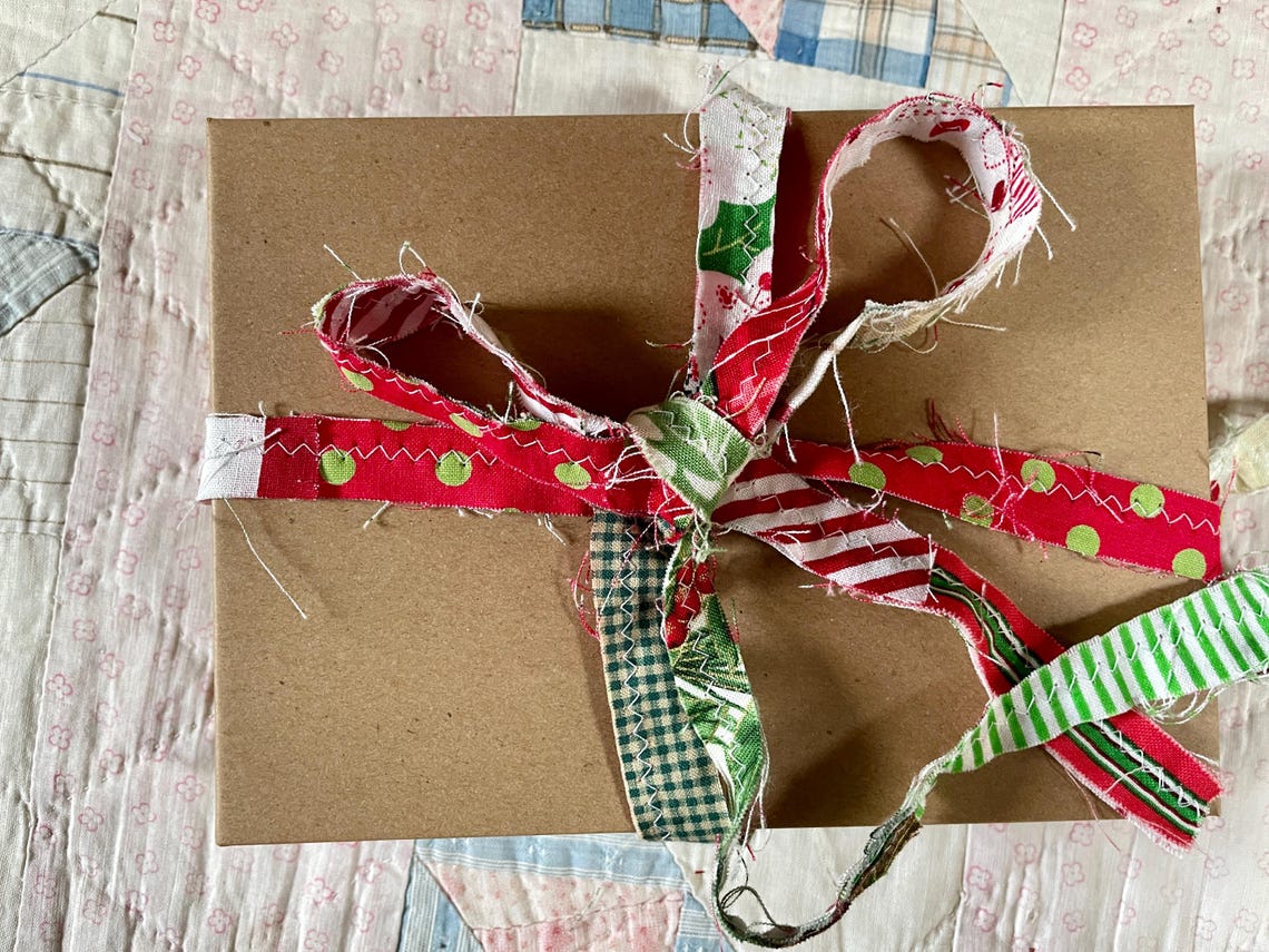 Christmas Rag Ribbon Trim, Tattered Red Green Fabric Doodaba - Etsy