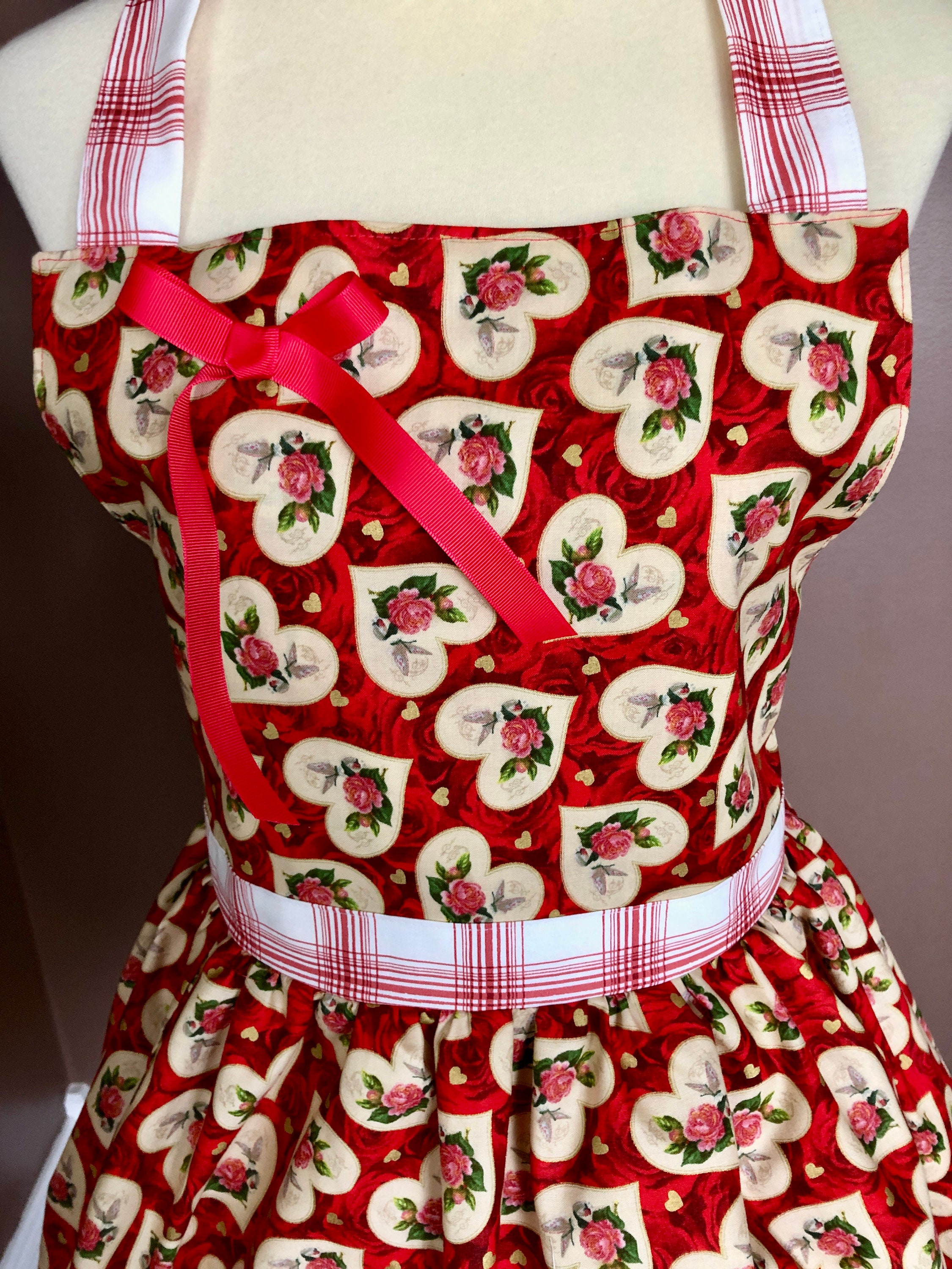 Valentine Red Heart Roses Full Vintage Style Ruffle Apron | Etsy