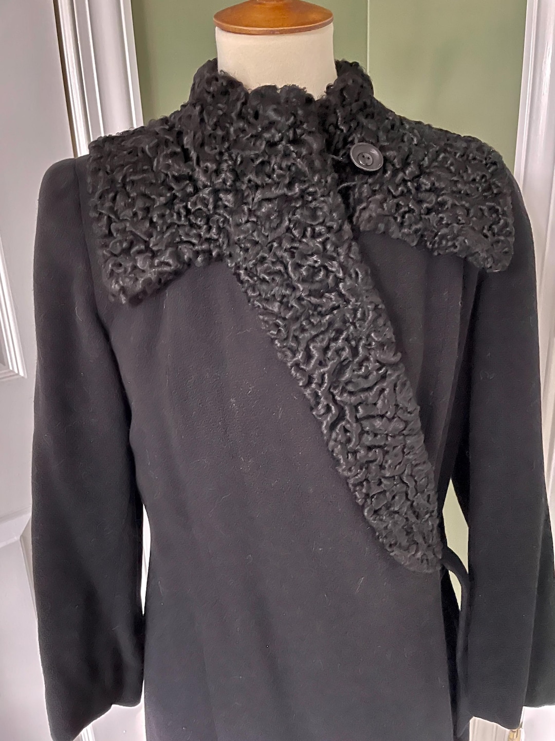Black Wool Coat Persian Curly Lamb Fur Shearling Collar Vintage 40s 50s ...