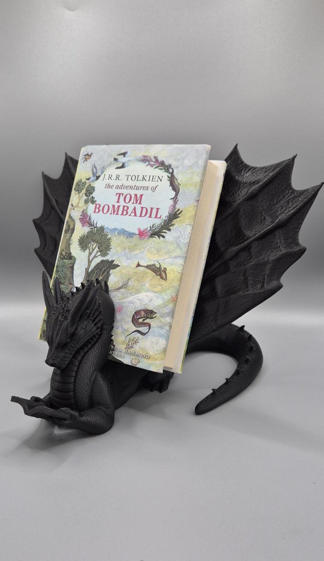 Black Dragon Book Stand - Fantasy Book Display & Holder for Home ...