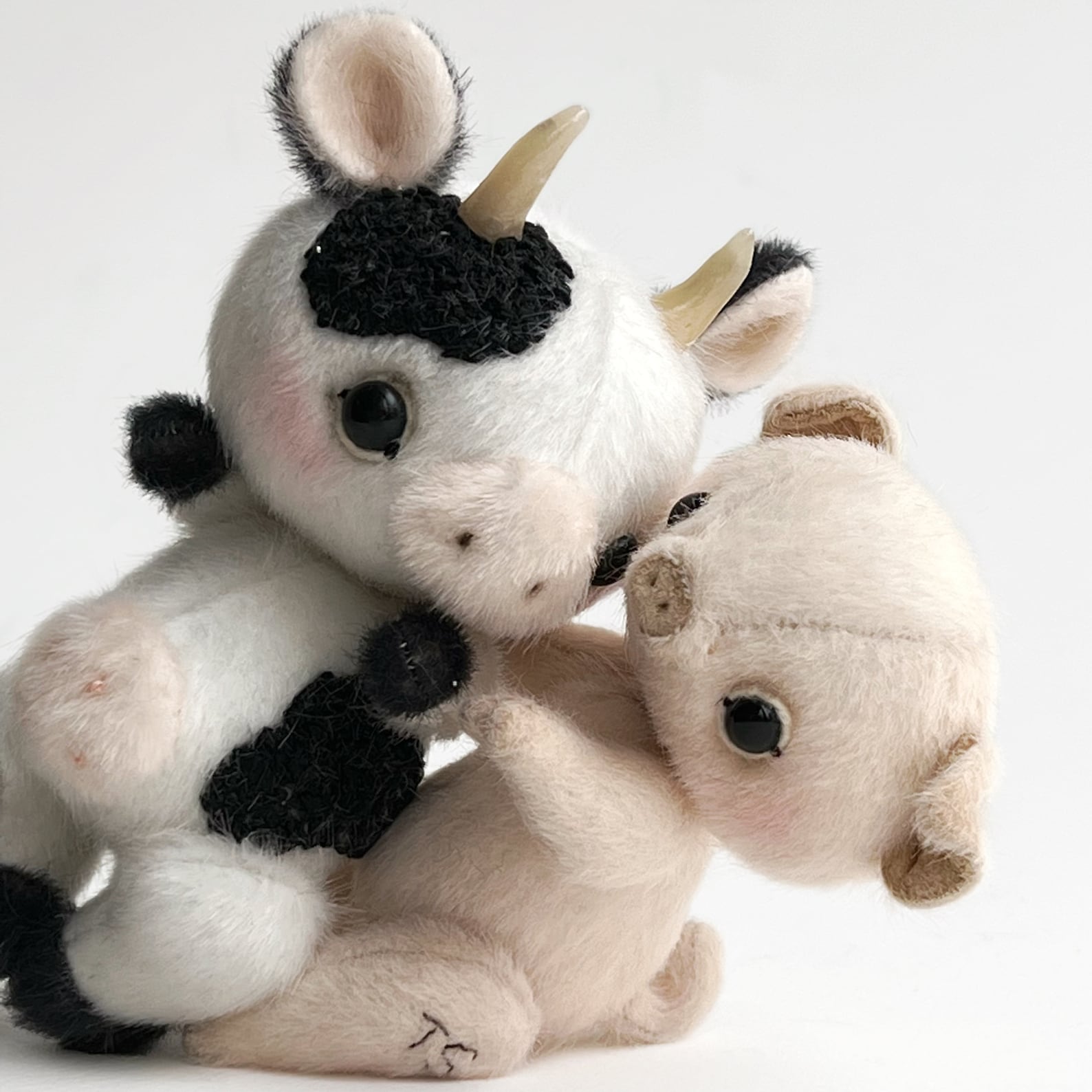 Cow PDF Sewing Pattern Artist Pattern Stuffed Toy | Etsy