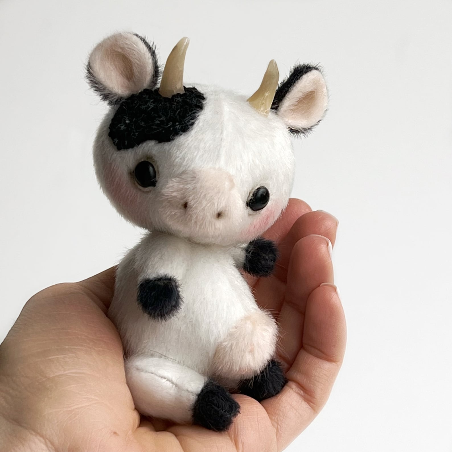 Cow PDF Sewing Pattern Artist Pattern Stuffed Toy | Etsy