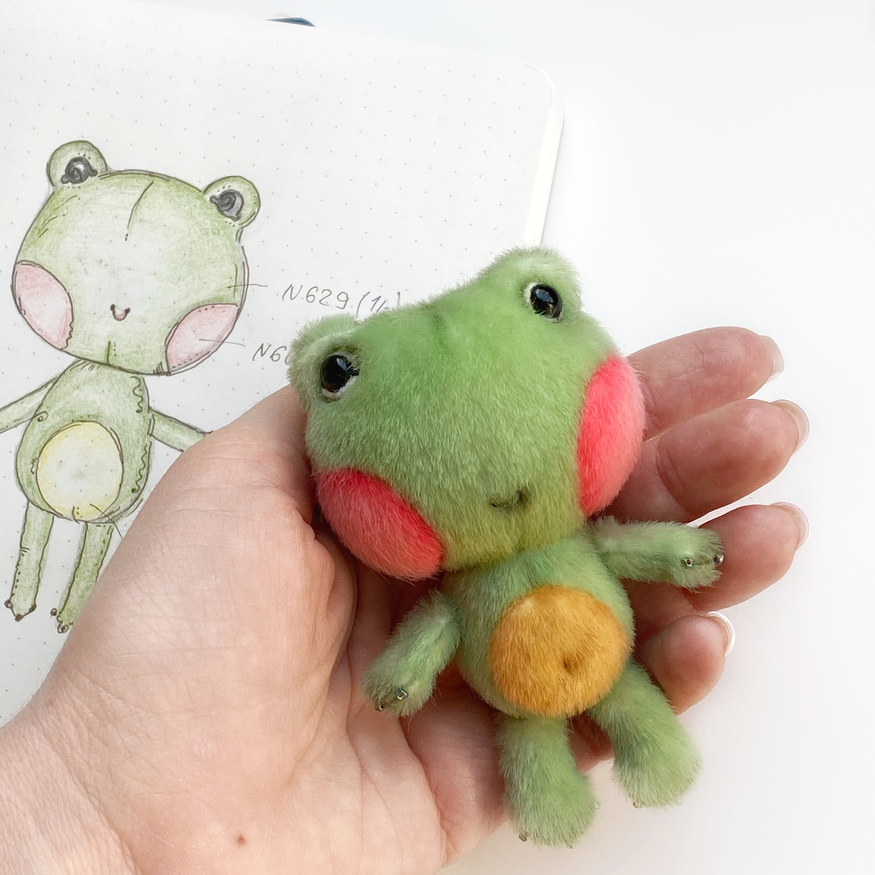 Frog PDF sewing pattern Video tutorial