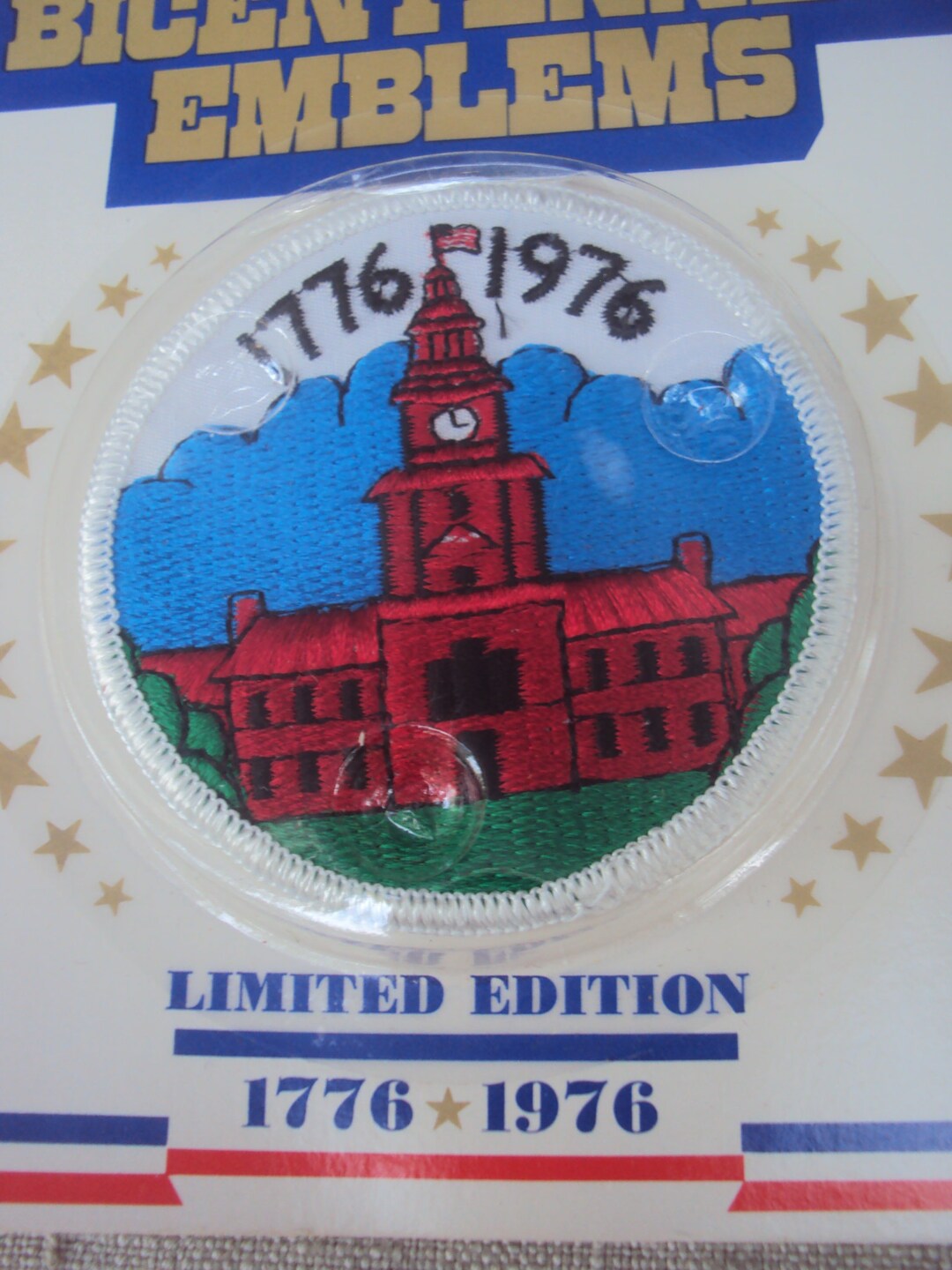 Vintage 1976 American Bicentennial Emblems 1776 1976 Independence Hall ...