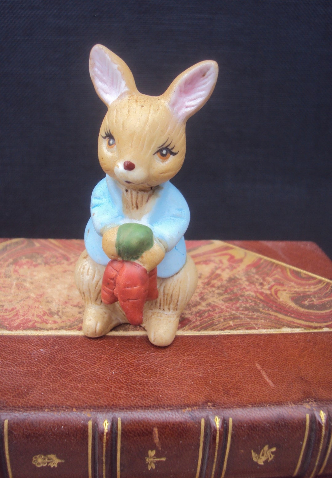 Vintage Adorable Cute Ceramic Peter Rabbit Carrot Bunny Rabbit Easter ...