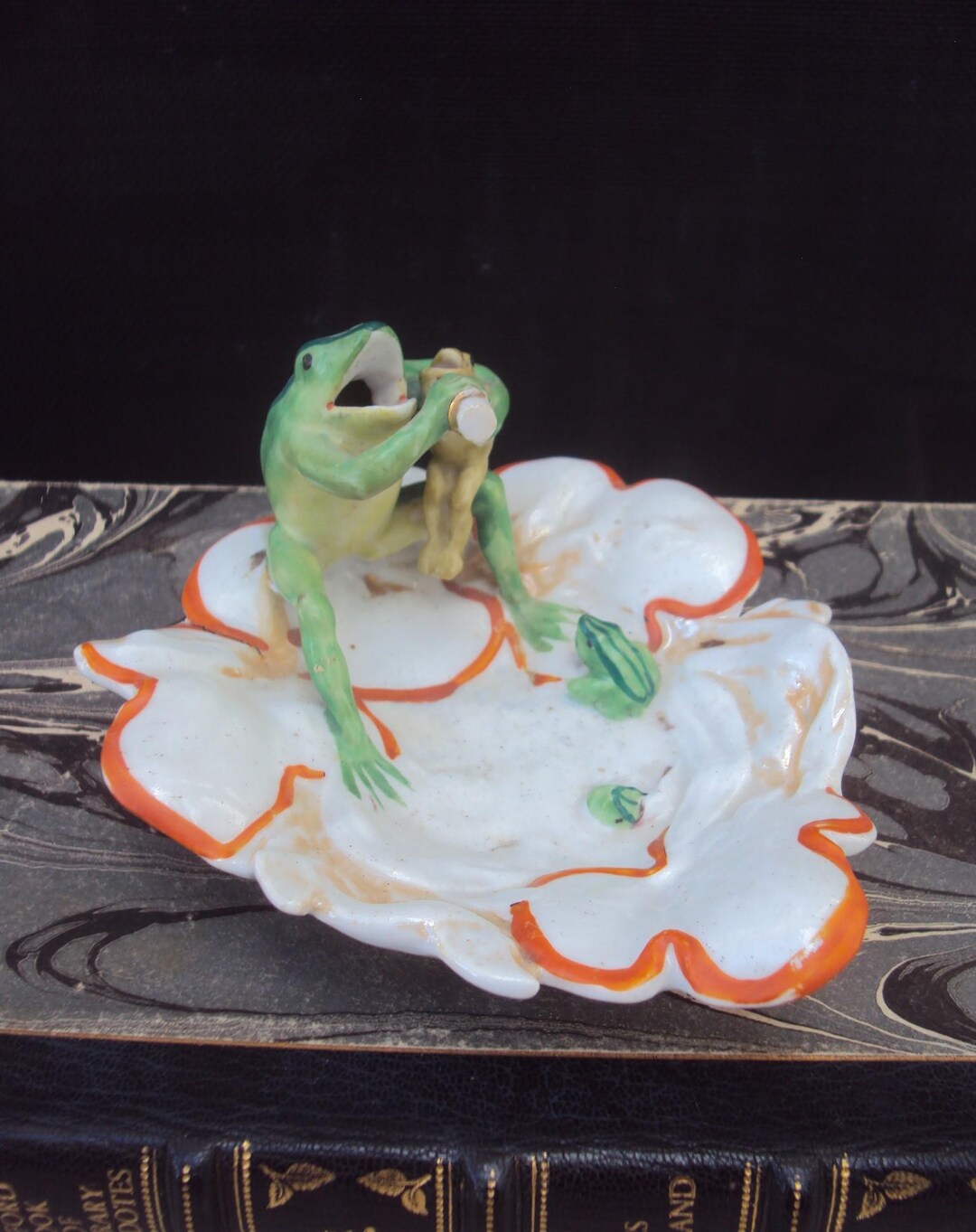 Vintage Ceramic Momma Frog on Lotus Leaf and Babies Trinket Dish ...