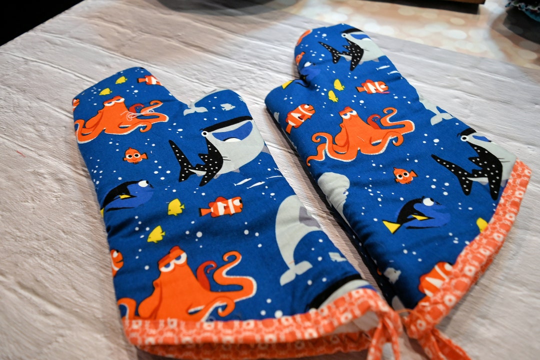 Nemo Fish Inspired Oven Mitt Set/home Decor/kitchen Decor/housewarming ...