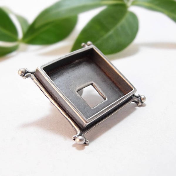 Square Brooch - Etsy