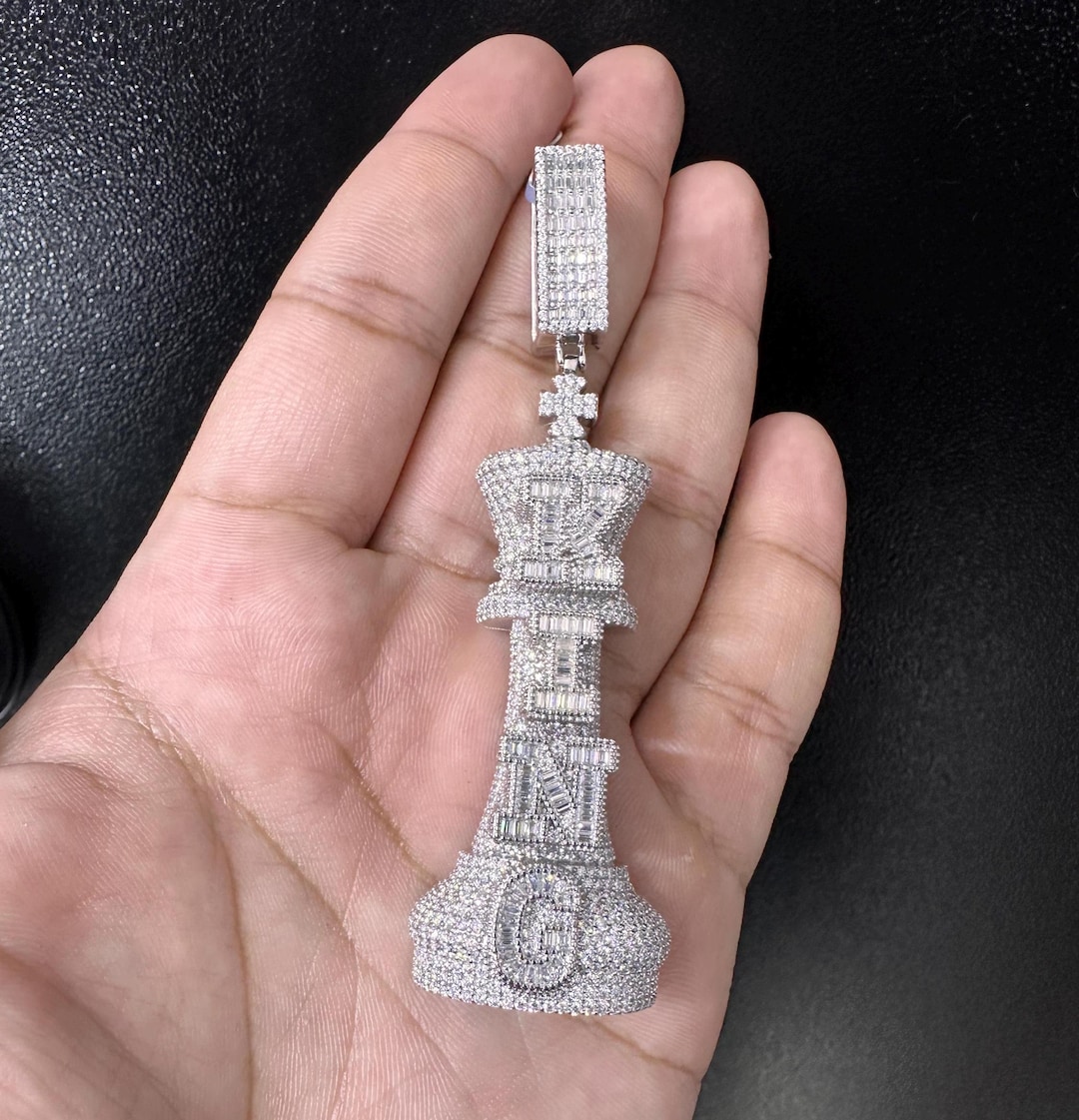 Iced Out King Chess Piece Pendant: 14.77CTW Moissanite, Hip-hop Silver ...
