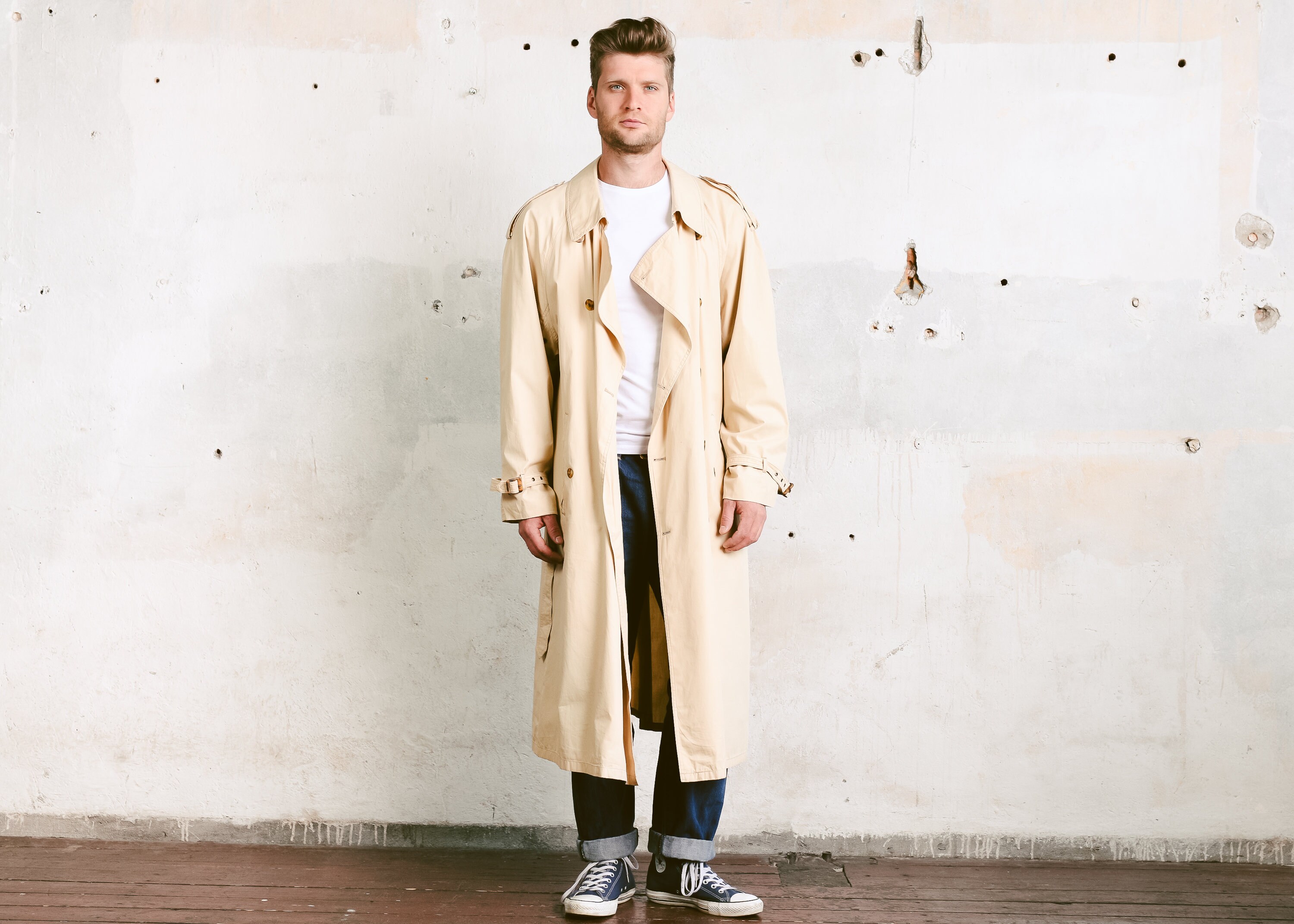 Men Beige Trench Coat . 1990s Vintage Light Autumn Mac Coat Men's ...
