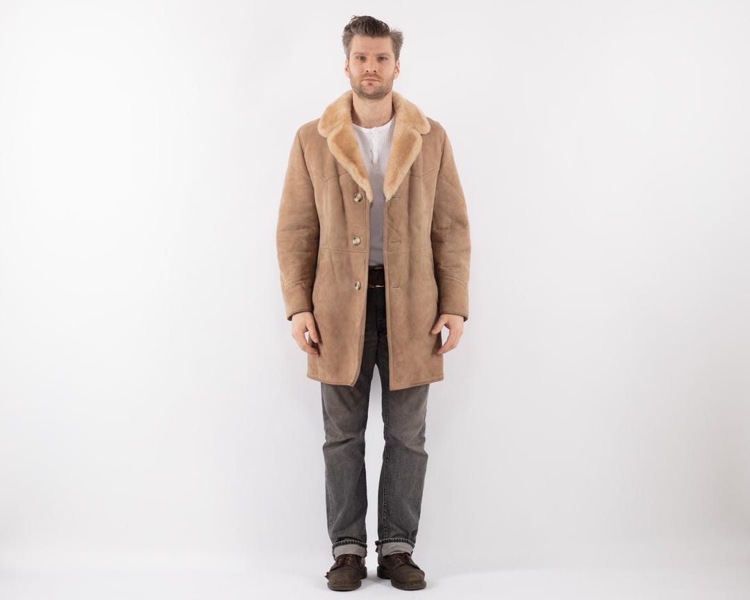 70s Men's Distressed Sheepskin Coat, Size M Vintage Sheepskin Coat ...