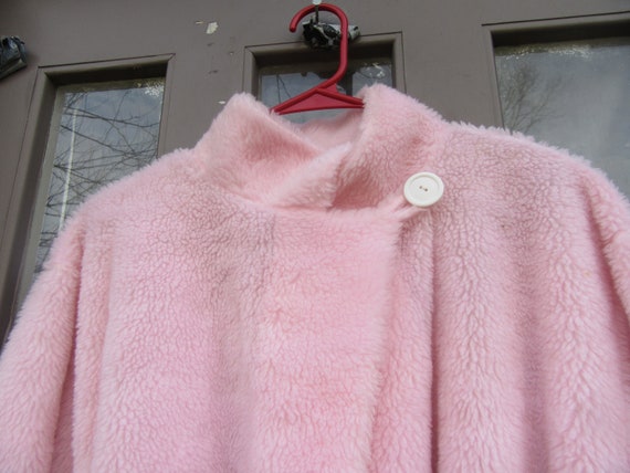 Vintage rare Jennifer Dale Pink Fuzzy Robe size me… - Gem