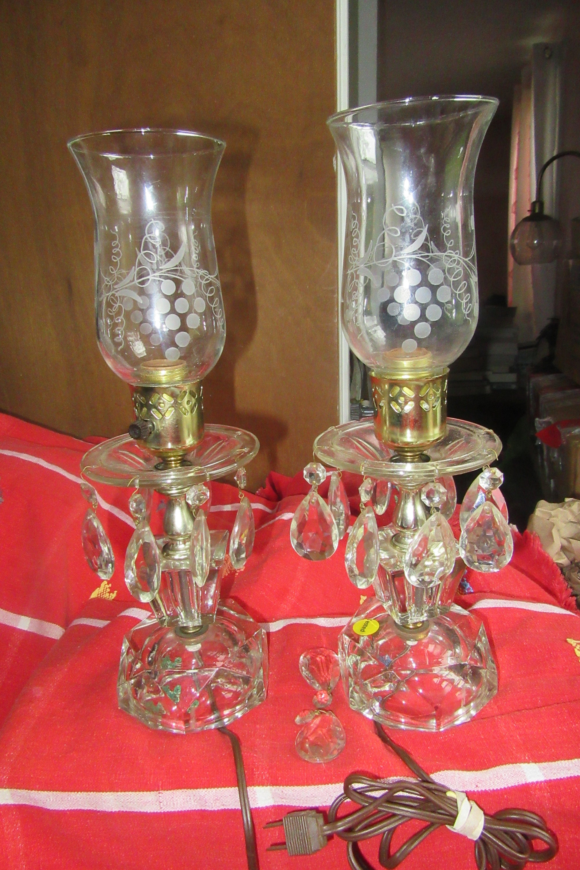 2 Antique Crystal Luster Table Lamp Teardrop Prism Cut Etched Grape ...