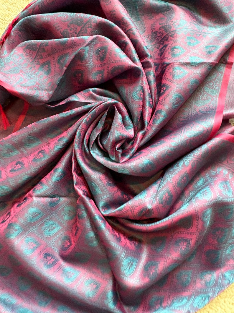 Silk Scarf Shawl, Benarasi Handwoven Lightweight Dual-colored Wrap for ...