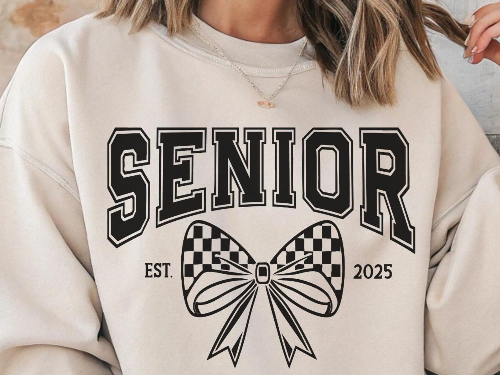 Retro Senior 2025 SVG PNG, Vintage 2025 Graduation Design, Retro ...