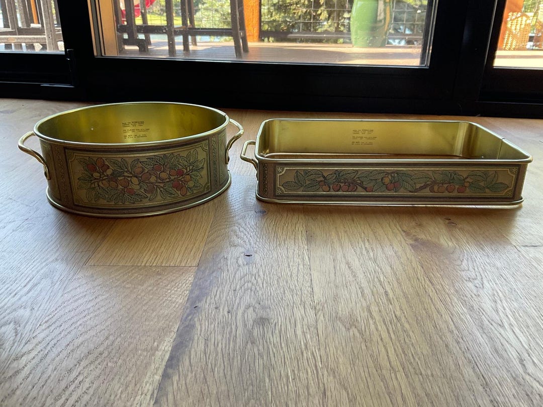 Vintage Pyrex Dish Holders – Floral Fruit Metal Carriers, Set of 2 - Etsy