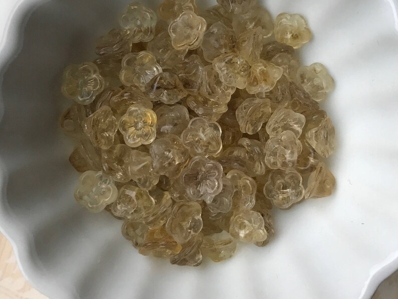 Topaz Glass Button Beads,miriam Haskell Style,beige Flower Beads ...