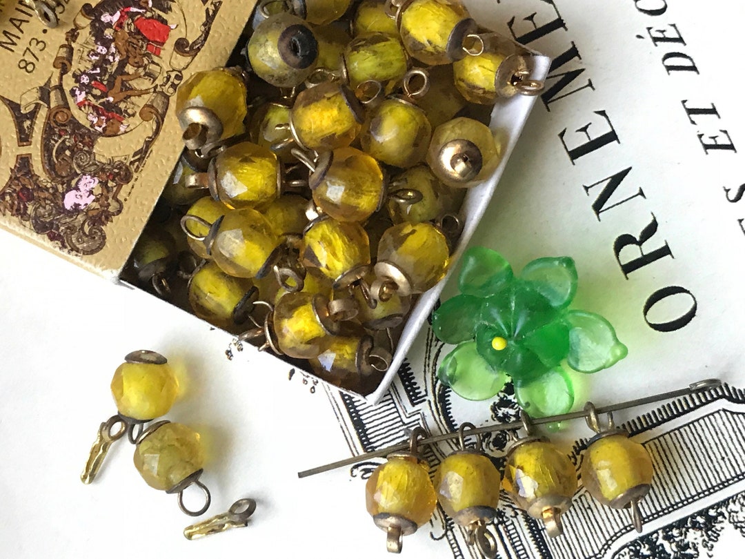 Vintage Yellow Glass Clasp, Single Strand, Saffron Yellow Clasp, Yellow ...