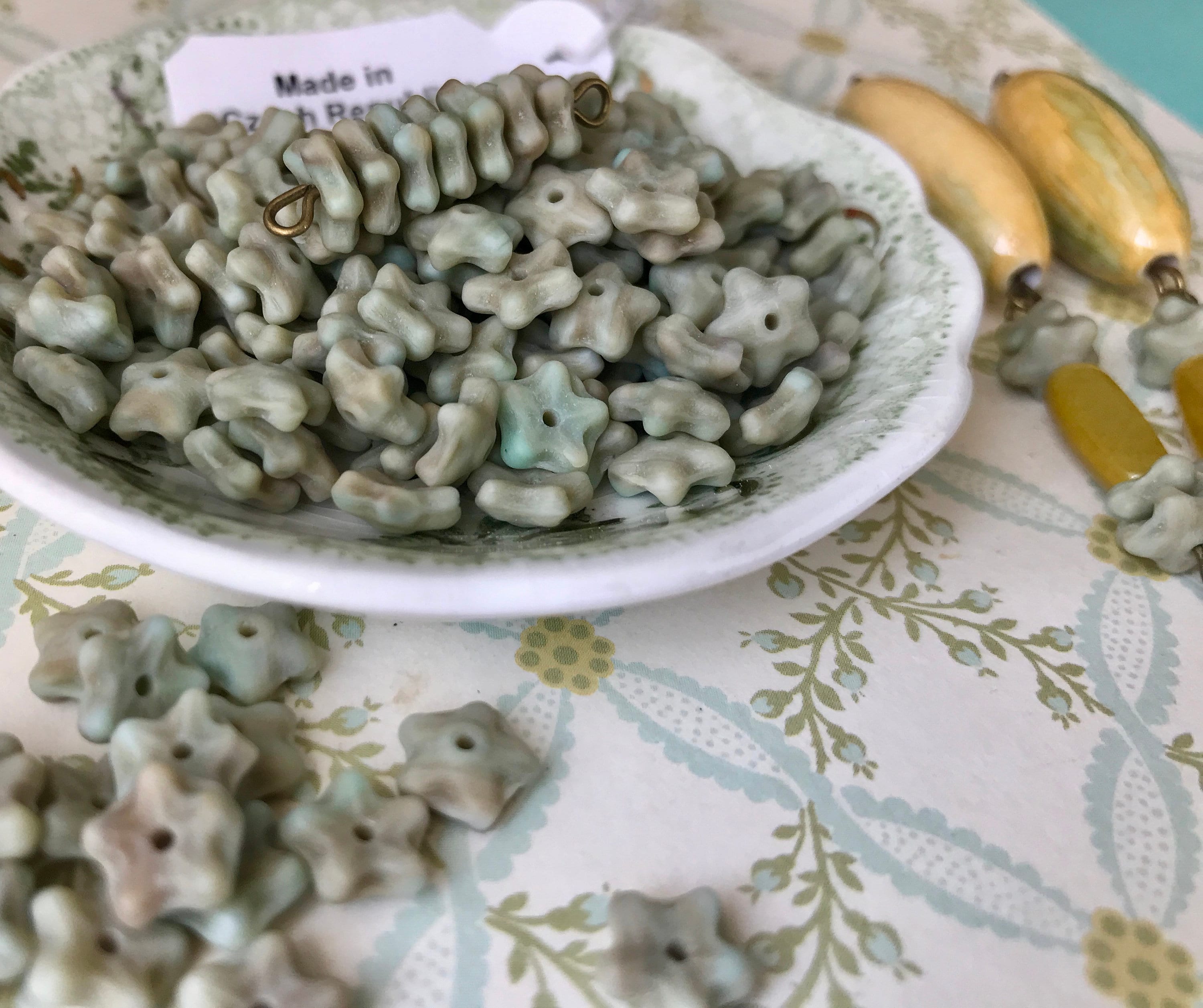 Vintage Glass Flower Spacers Sage Flowers Beads 8x3mm Beads Etsy