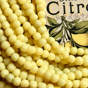 25 Vintage Cherry Brand, Miriam Haskell Glass Beads 8mm, Lemon Yellow ...