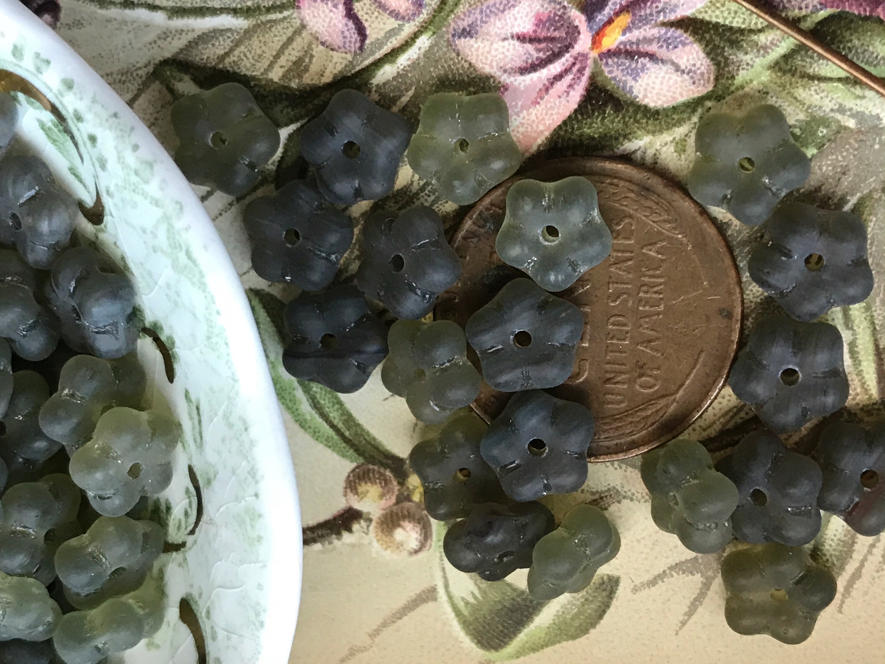 Sage Green Flower Beads Vintage Glass Flower Beads Spacers Etsy