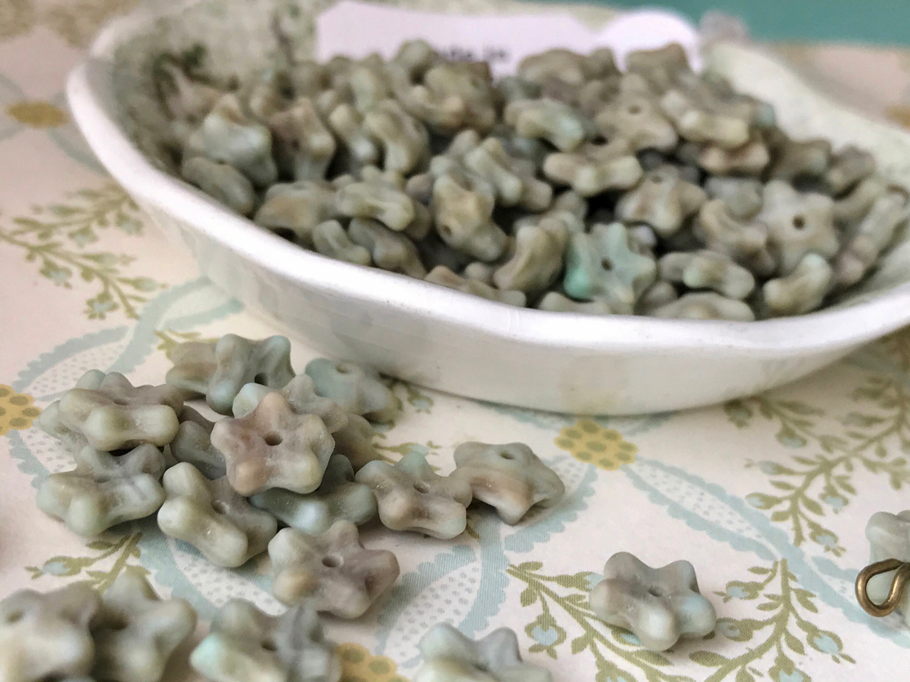 Vintage Glass Flower Spacers Sage Flowers Beads 8x3mm Beads Etsy