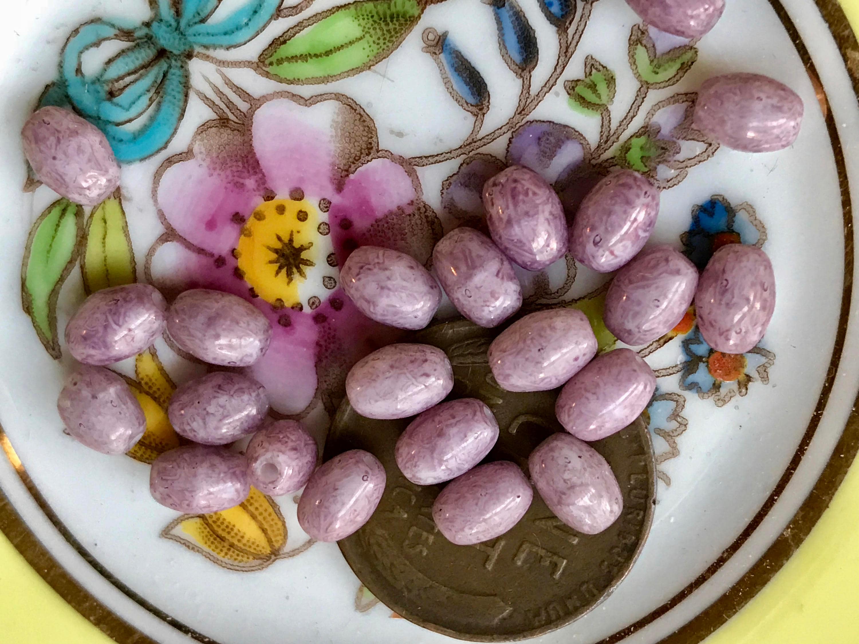 25 Vintage Glass Beads Rice Light Amethyst Old Rare Unusual | Etsy