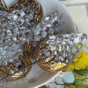 Vintage Hat Pin Topper, Glass Grape, 1pc - Etsy UK