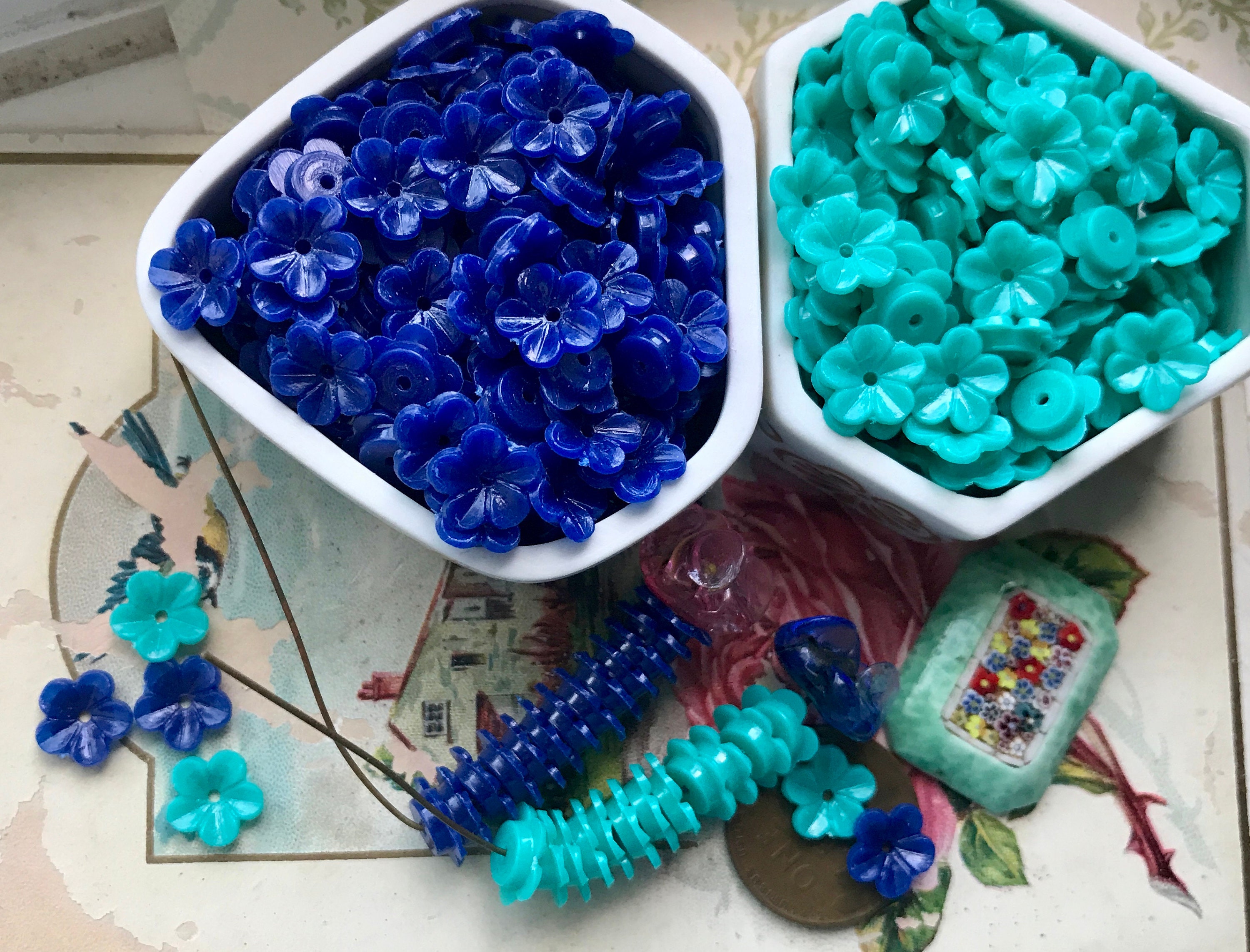 50 Vintage Flower Beads, Blue Flower Beads, 8mm Beads, Floral Bead Caps ...