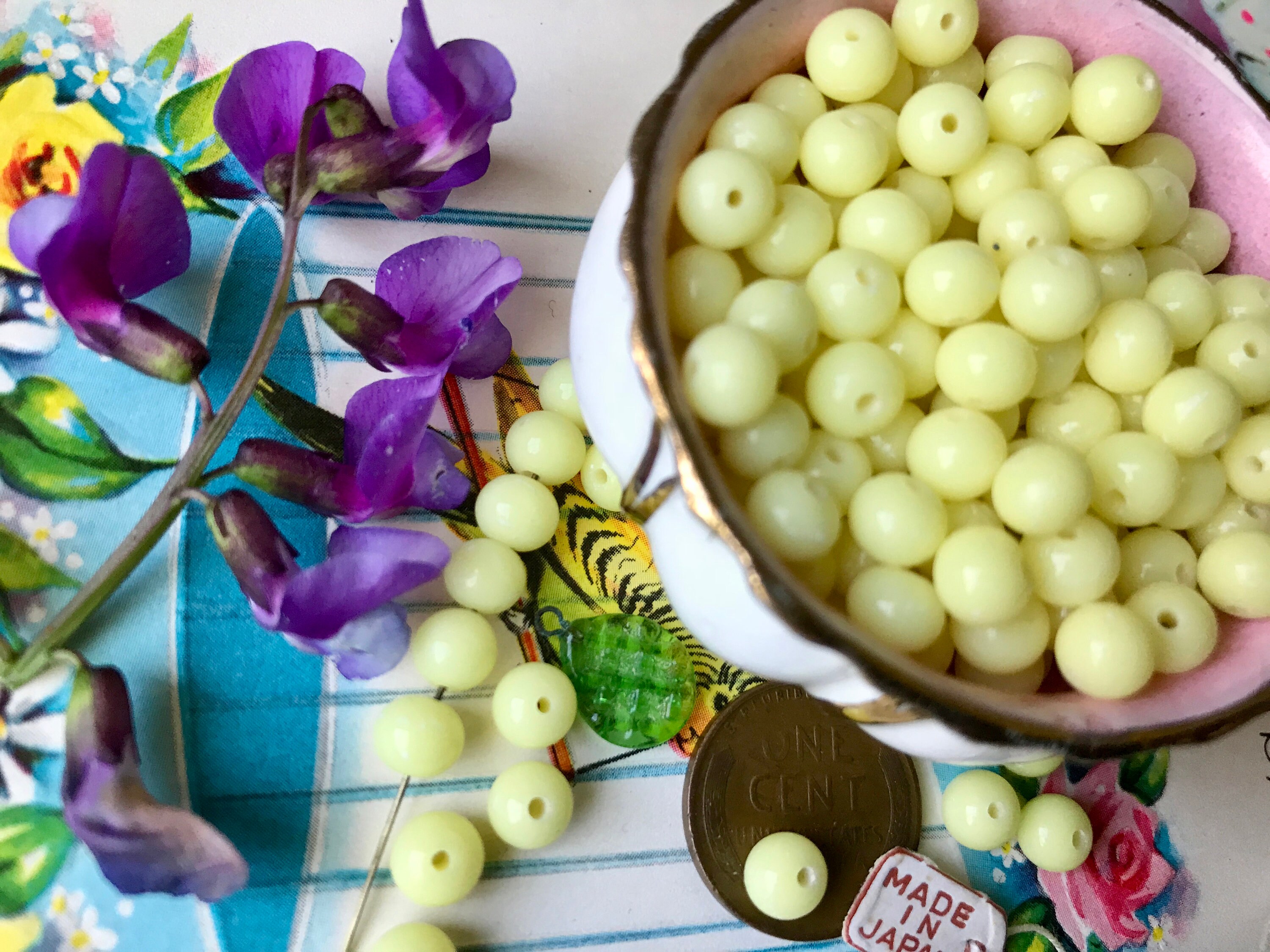 25 Vintage Yellow Glass Beads Miriam Haskell Lemons Cherry | Etsy