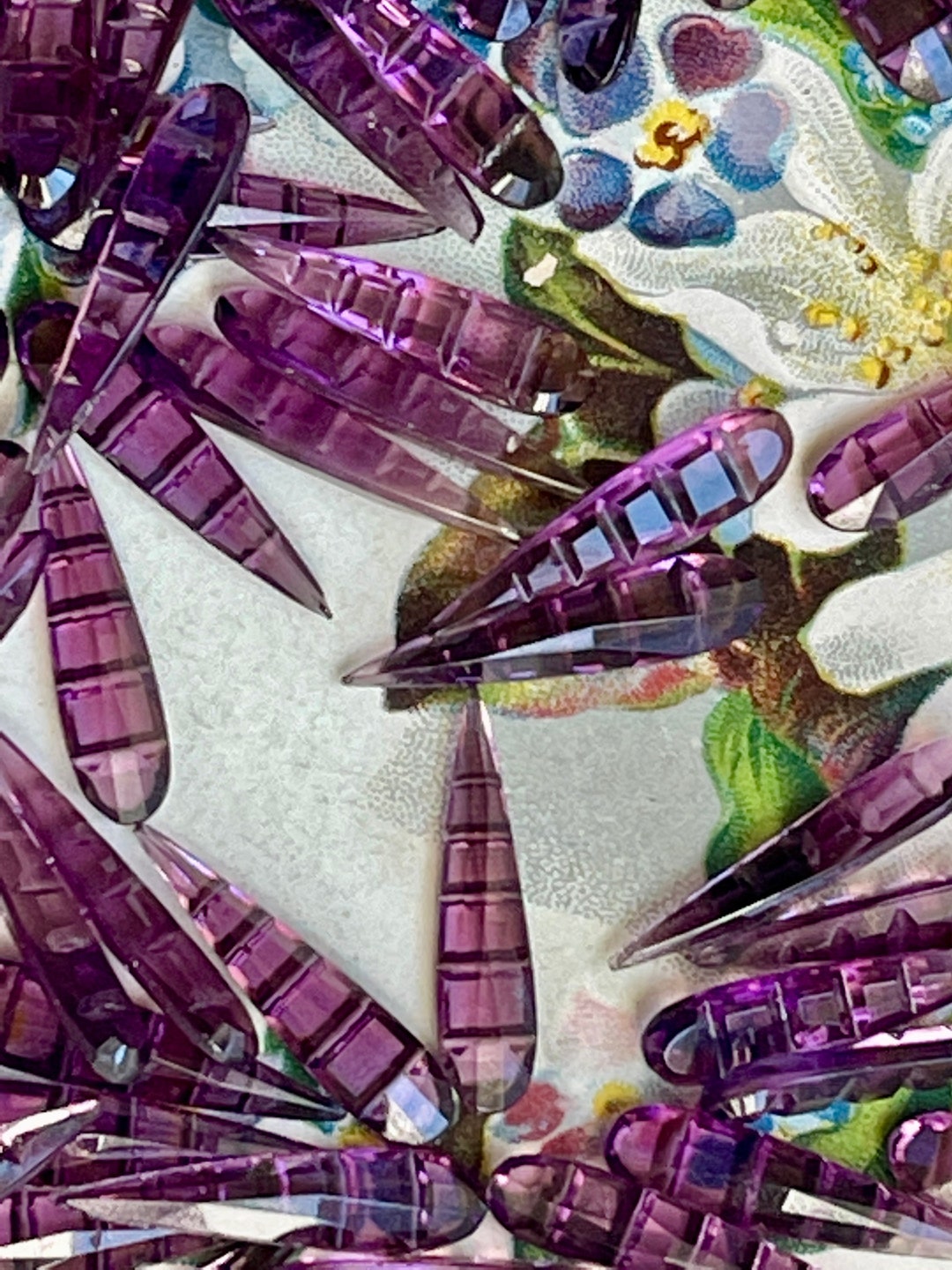 Amethyst Glass Spikes, Vintage Glass Stones, 4x18, 6pcs - Etsy