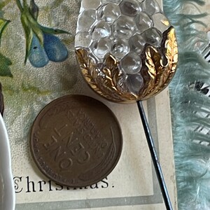 Vintage Hat Pin Topper, Glass Grape, 1pc - Etsy UK